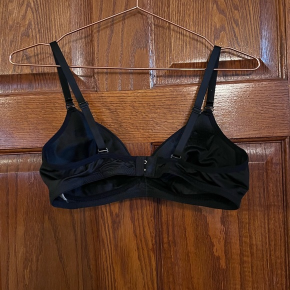 Angelina | Intimates & Sleepwear | Angelina Bra 36 B Black Wireless ...